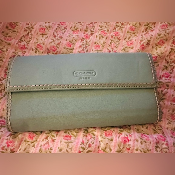 Coach | Bags | Nwt Authentic Vintage Coach Sage Green Womens Wallet ...